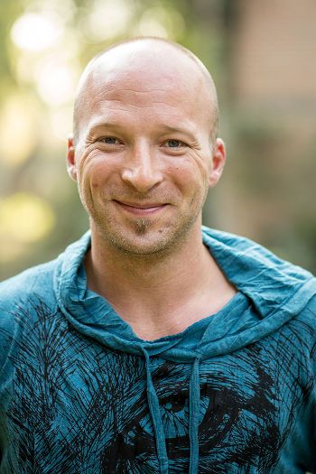 Partner Acrobatics Teacher - Martin Kvist - Partner Acrobatics