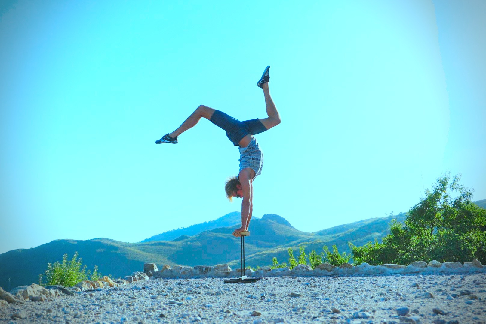 Handstand and Shoulder Stability - Partner Acrobatics